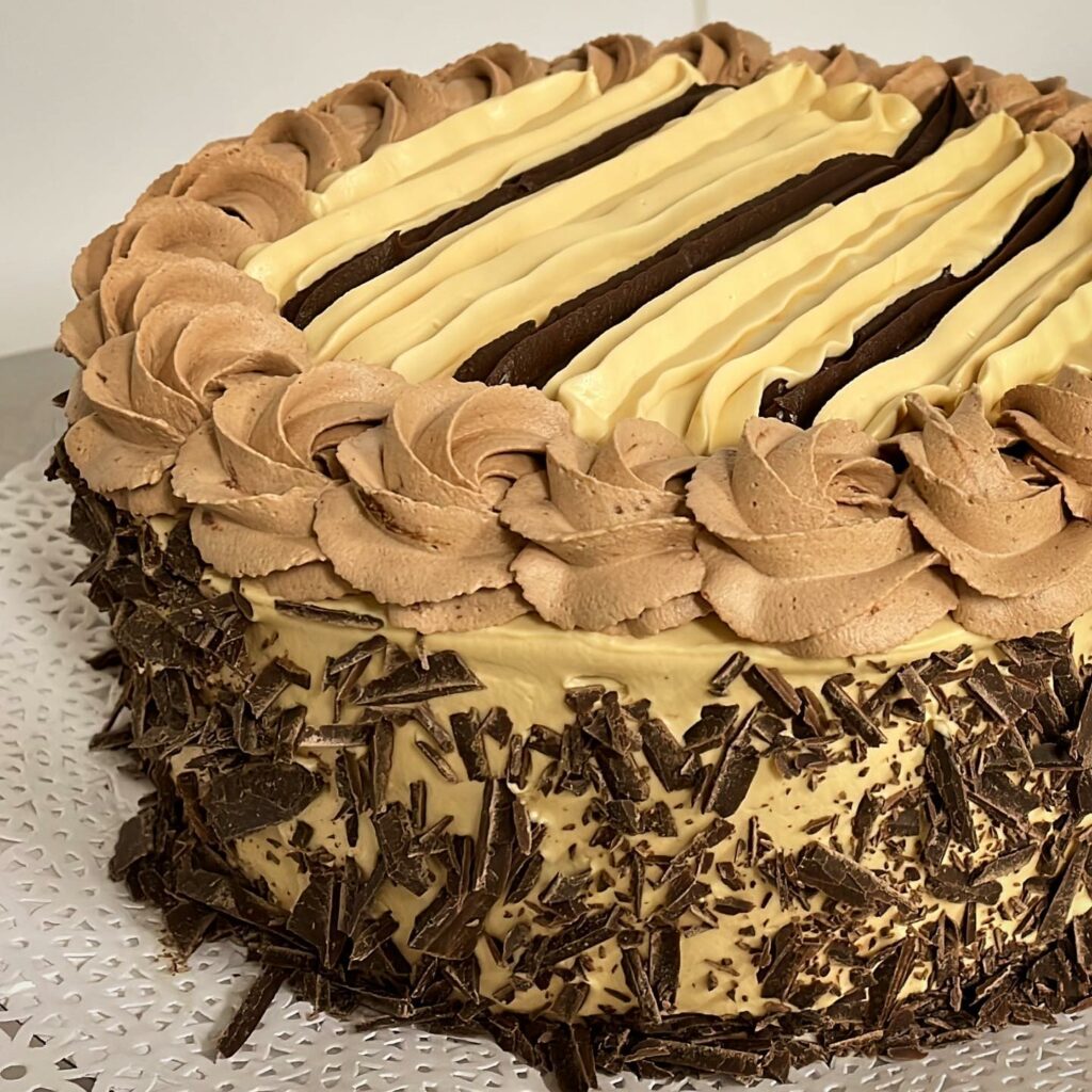 Torta Muselina Manjar - La Cuisine Temuco